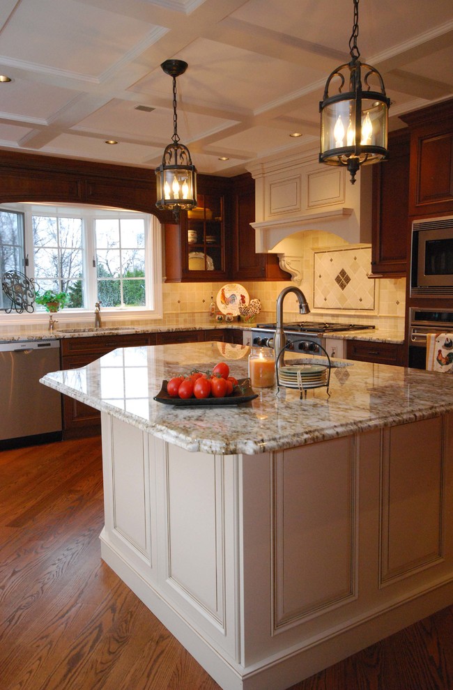 Country Beauty - Traditional - Kitchen - New York - by Tobias Design ...
