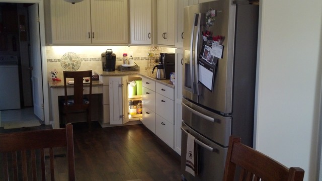 Country Kitchen - Country - Kitchen - Dallas - by By Design Kitchen and ...