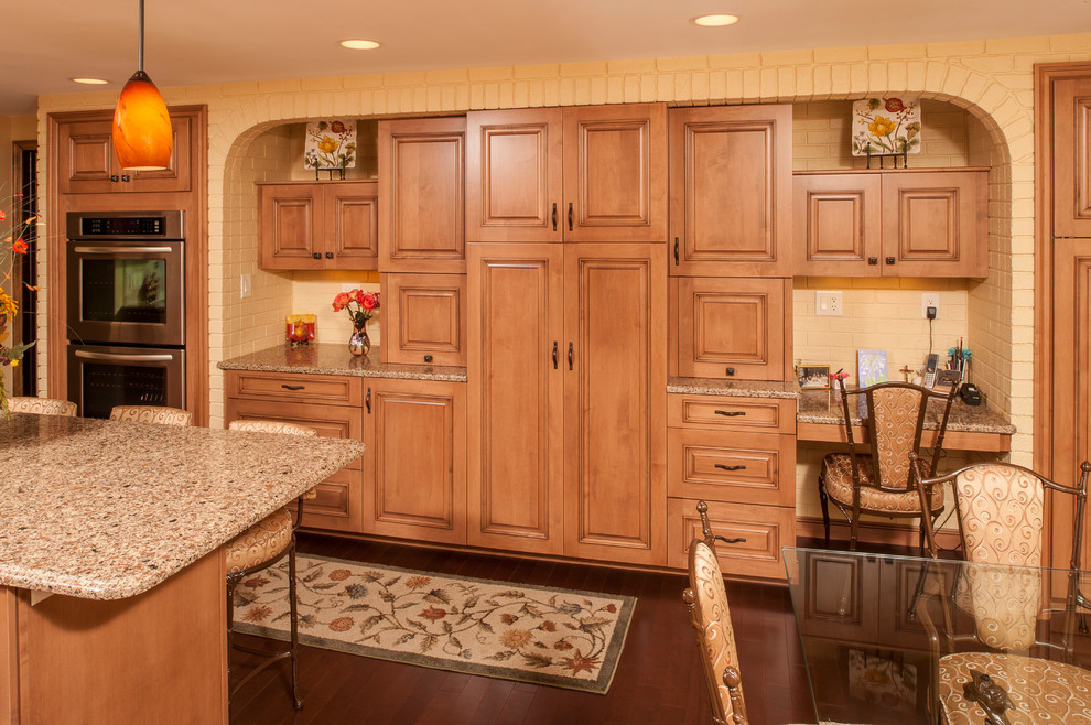 Country style Raised panel kitchen - Traditional - Kitchen - New York ...
