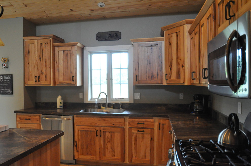 Country Style Rustic Hickory - Farmhouse - Kitchen - Chicago - by ...