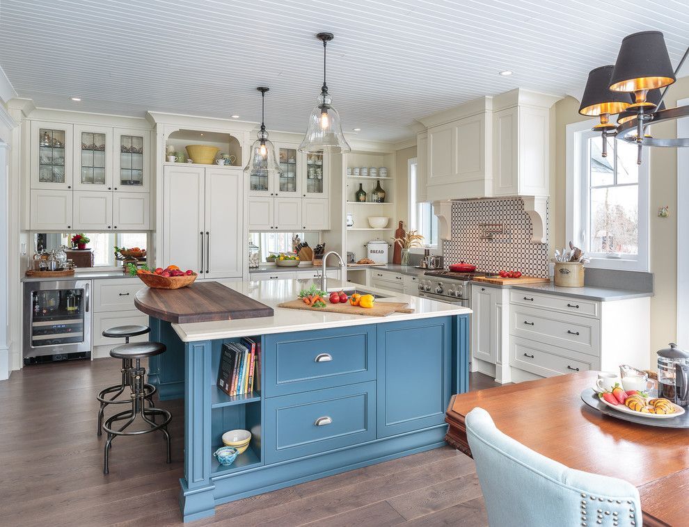 Countryside Traditional Kitchen - Astro Design - Ottawa - Traditional ...