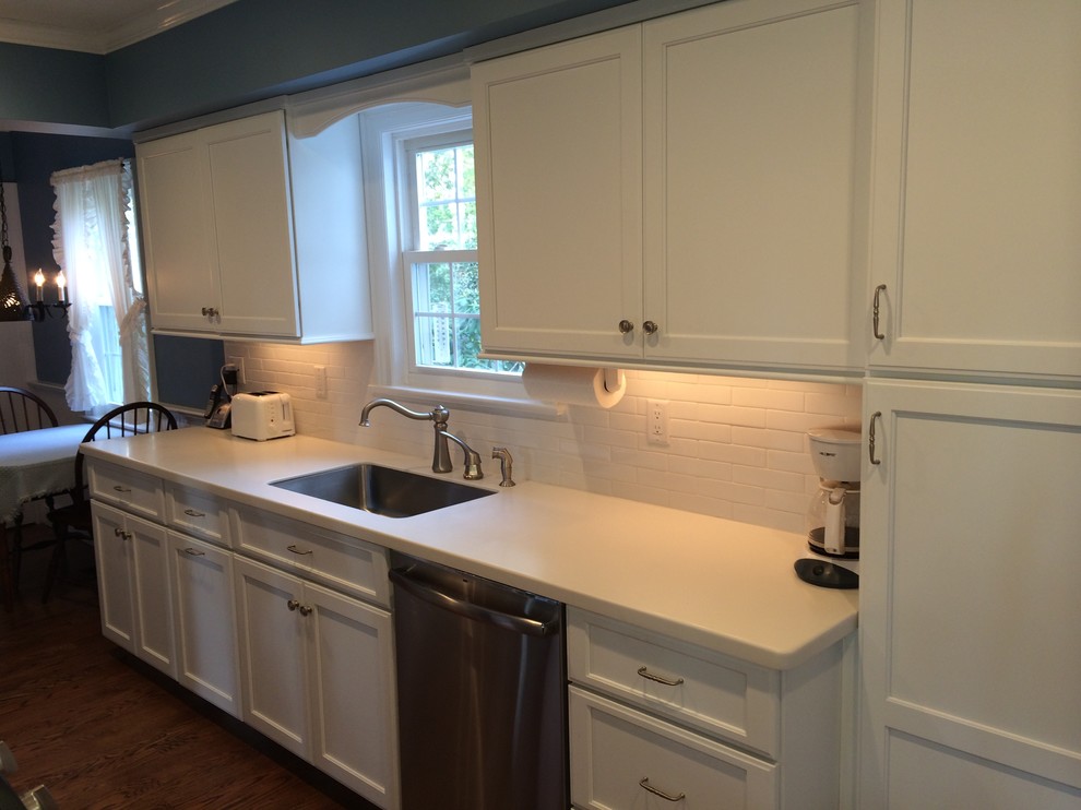 Cozy, Comfy, Country Kitchen - Traditional - Kitchen - New York - by ...