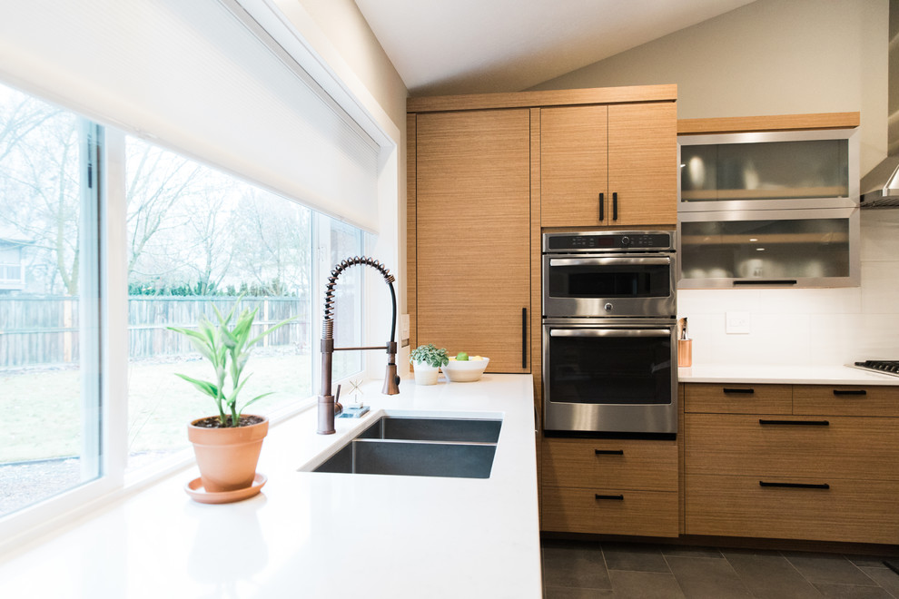 Cozy Industrial Vibe - Modern - Kitchen - Seattle - by Berry Built and ...