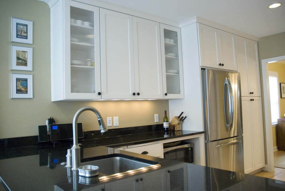 Cozy Modern Kitchen - Modern - Kitchen - Minneapolis - by Oak & Arrow ...