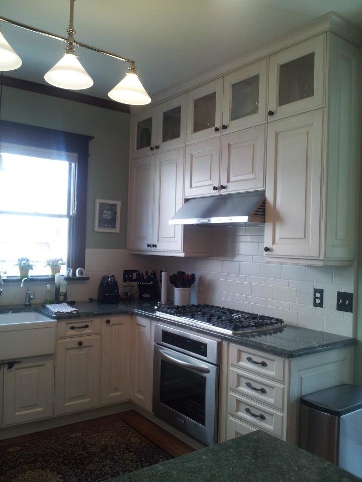 Craftsman Bungalow - Traditional Kitchen - Craftsman - Kitchen ...