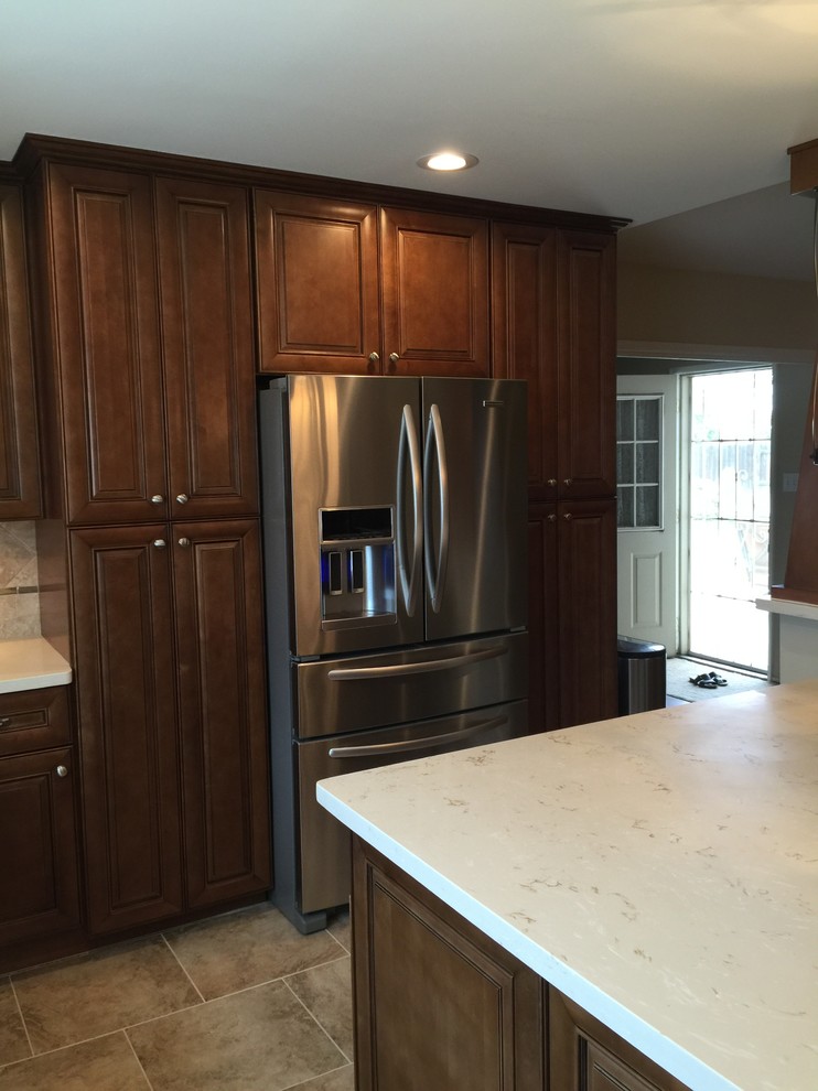 Craftsman Style Kitchen in Colton - Arts & Crafts - Kitchen - Los ...