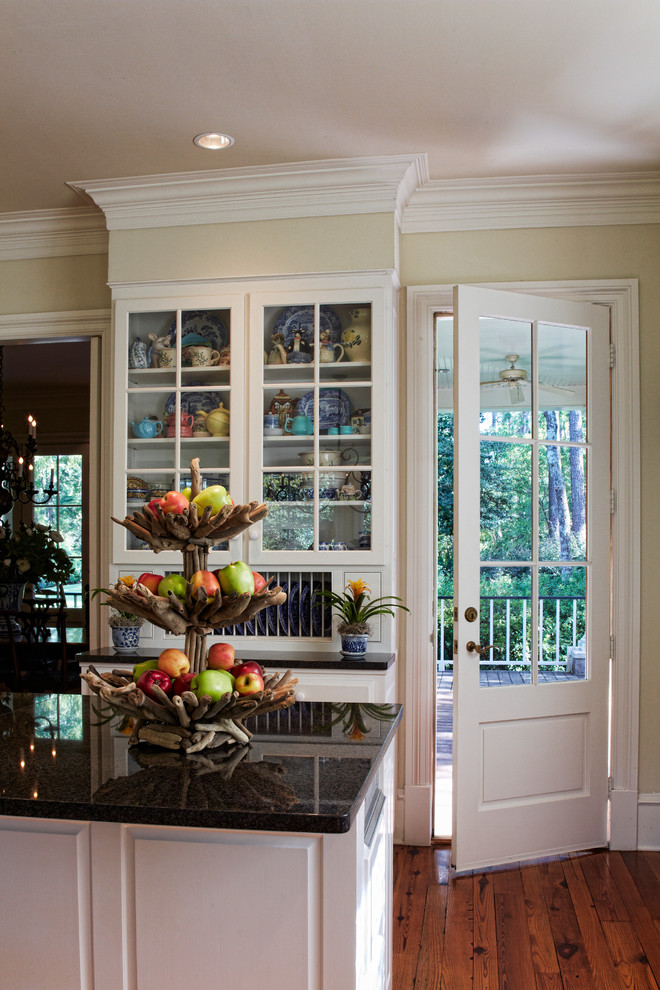 Creole Cottage - Kitchen - Austin - by Harry J Crouse Design Inc | Houzz