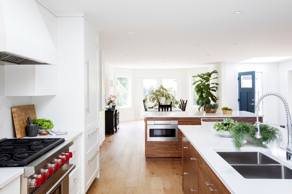 Crescent - Contemporary - Kitchen - Vancouver - by RG Design Studio Inc ...