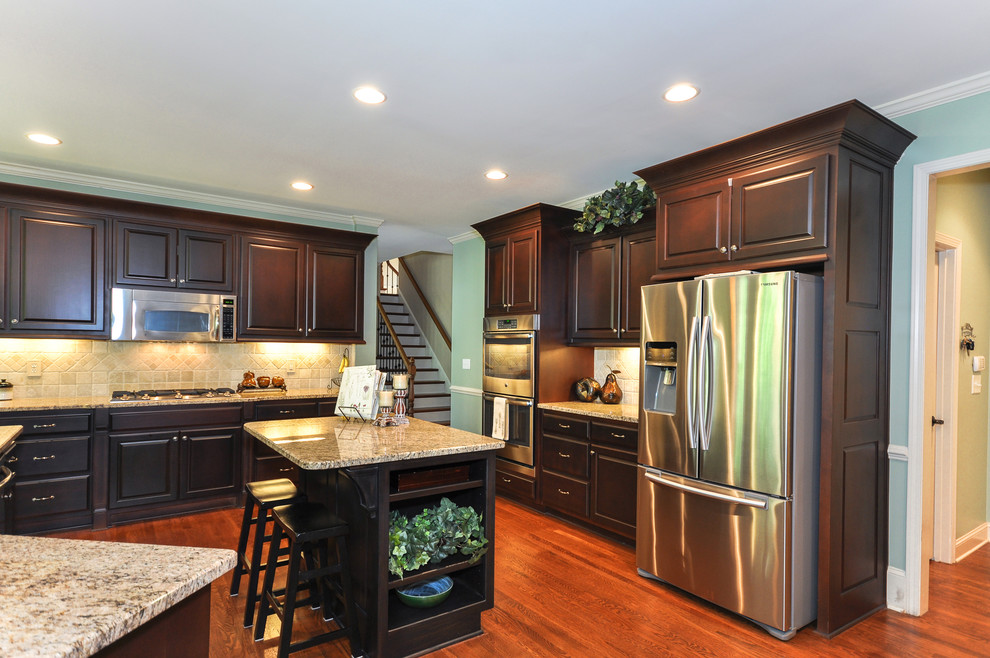 Crooked Creek: restained Kitchen - Traditional - Kitchen - Atlanta - by ...