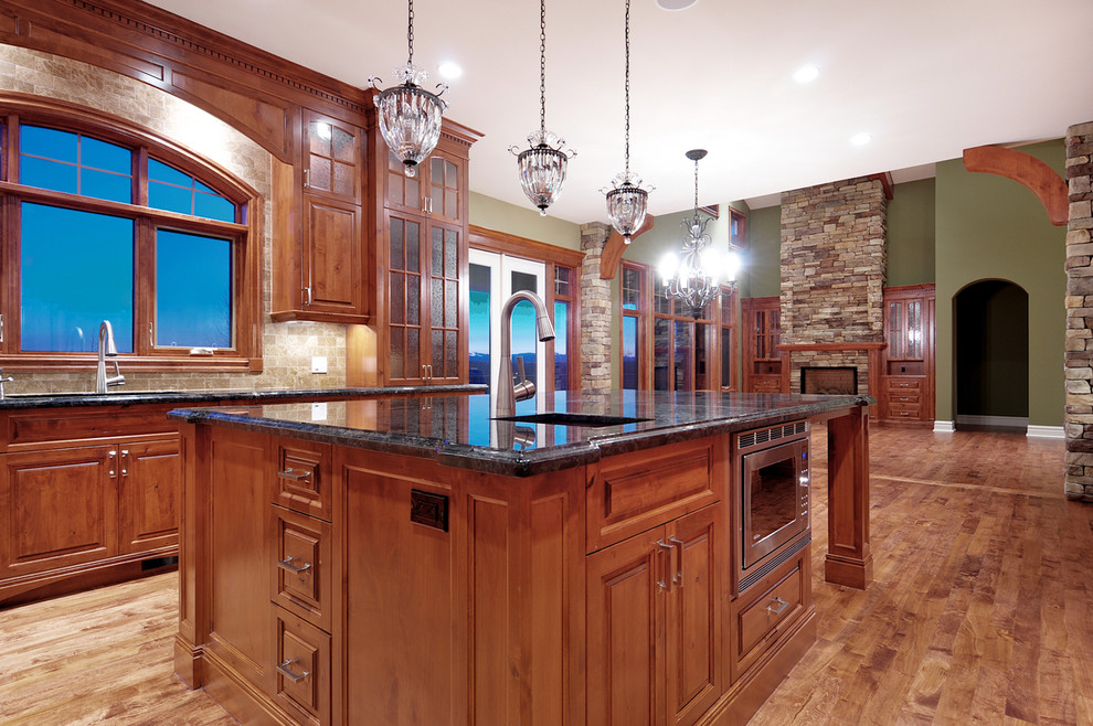 Custom alder kitchen - Traditional - Kitchen - Calgary - by Veranda ...