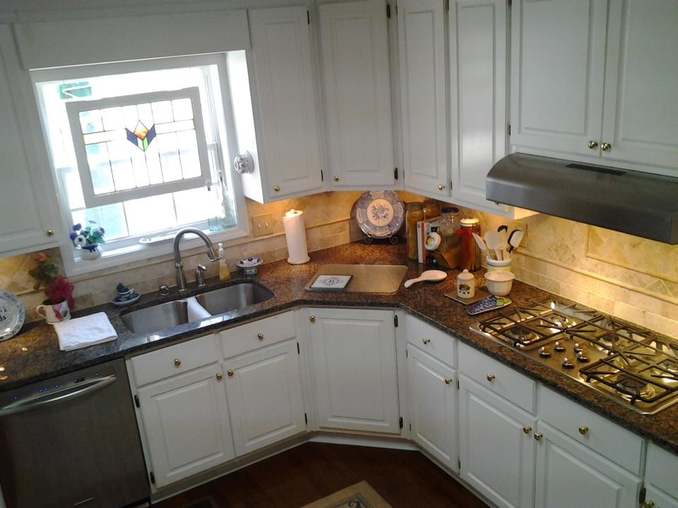 Custom Cabinets - Traditional - Kitchen - Atlanta - by Taylor Made ...