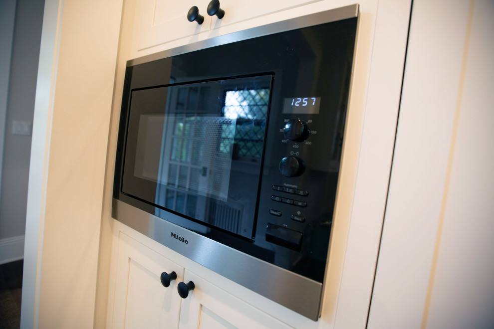 Custom Colored Bluestar Range - Transitional - Kitchen - New York - by ...