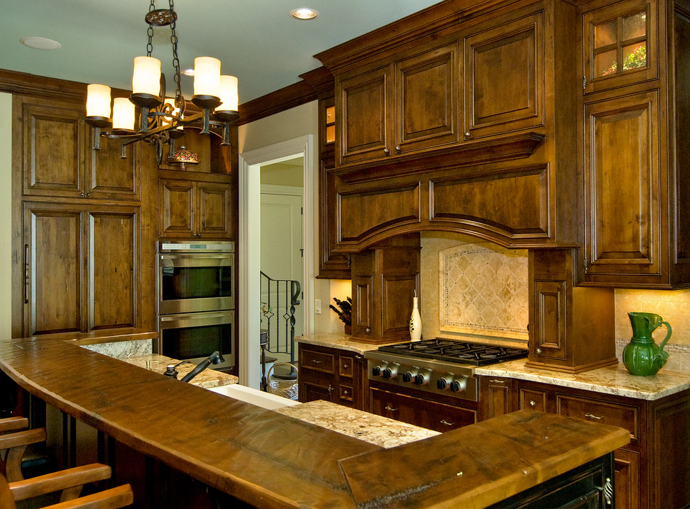 Custom Home by Rob Carpenter Construction: Golf Club Lane - Traditional ...