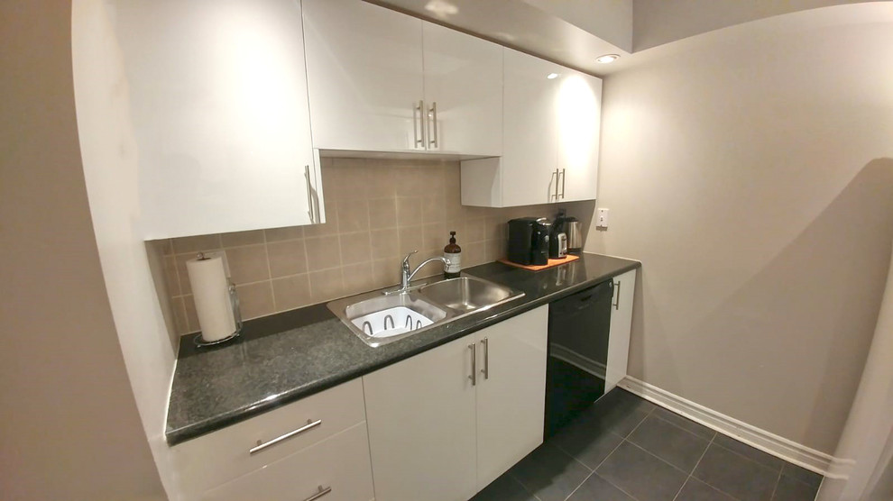 Custom kitchen in Toronto - lacquered high-gloss doors - Modern - Kitchen - Toronto - by Devix ...