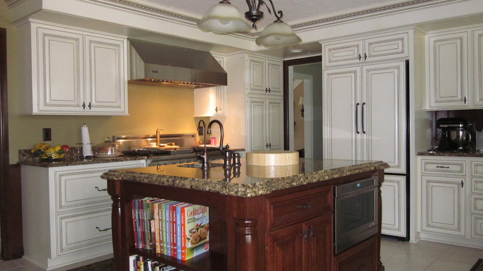 Custom Kitchen Island - Traditional - Kitchen - Chicago - by Wood Front ...