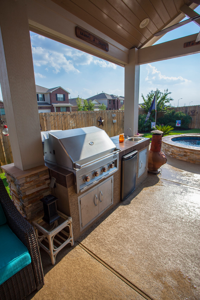 Custom Outdoor Kitchens - Modern - Kitchen - Houston - by Richard's ...