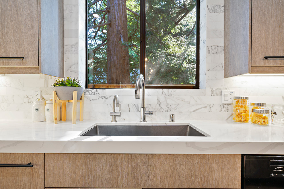 Custom Suburban Paradise - Modern - Kitchen - San Francisco - by SOD ...