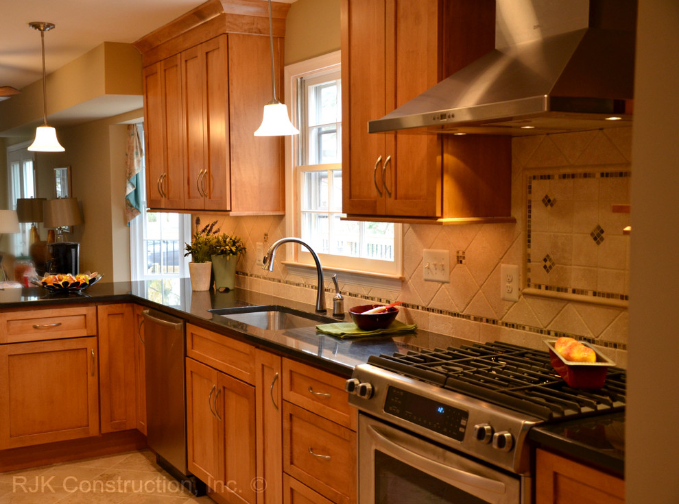 Custom Tile Backsplash Kitchen - Traditional - Kitchen - DC Metro - by ...