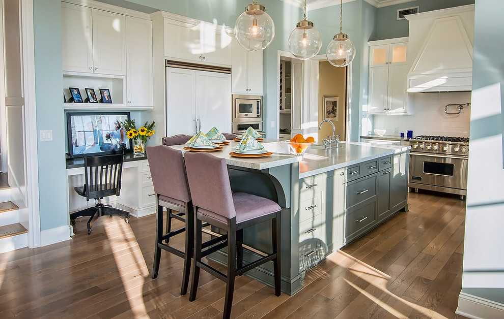 Custom Traditional Coastal Colonial Home - Traditional - Kitchen - Los ...