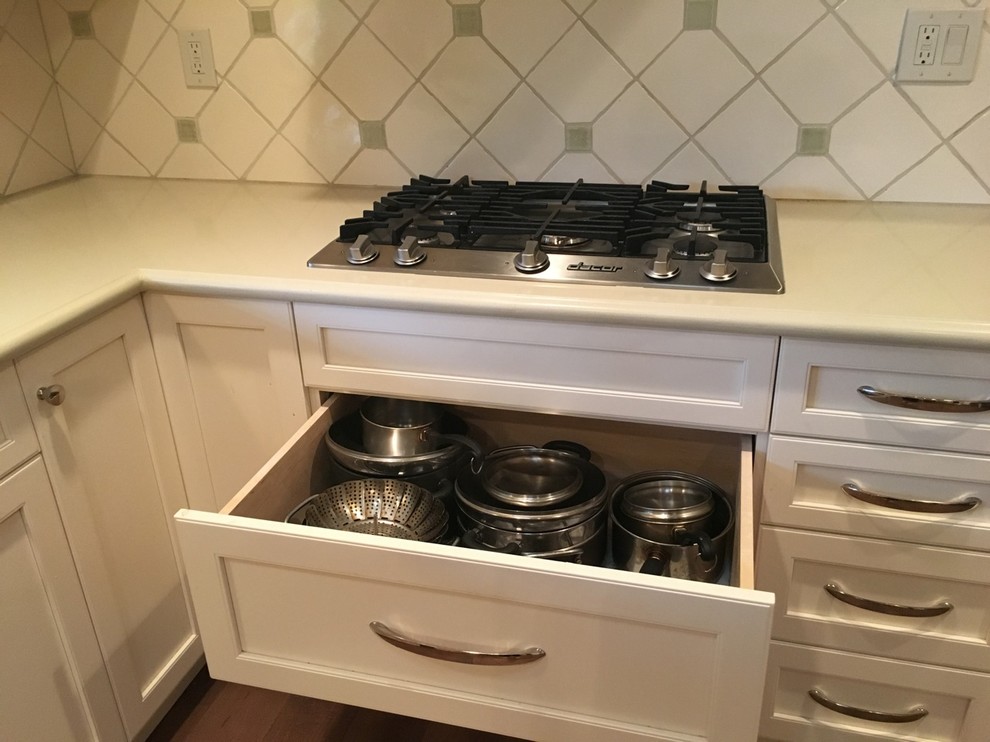 Danettes' Kitchen - Transitional - Kitchen - Los Angeles - by Kitchens ...