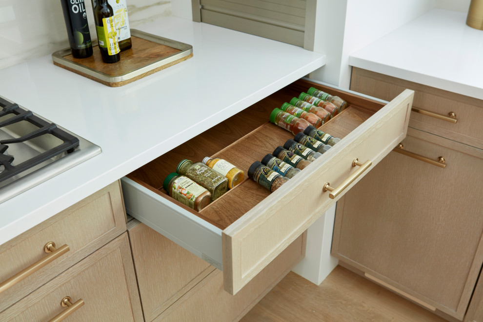 DARIEN CT - Gold Standard - Kitchen - New York - by DEANE Inc ...