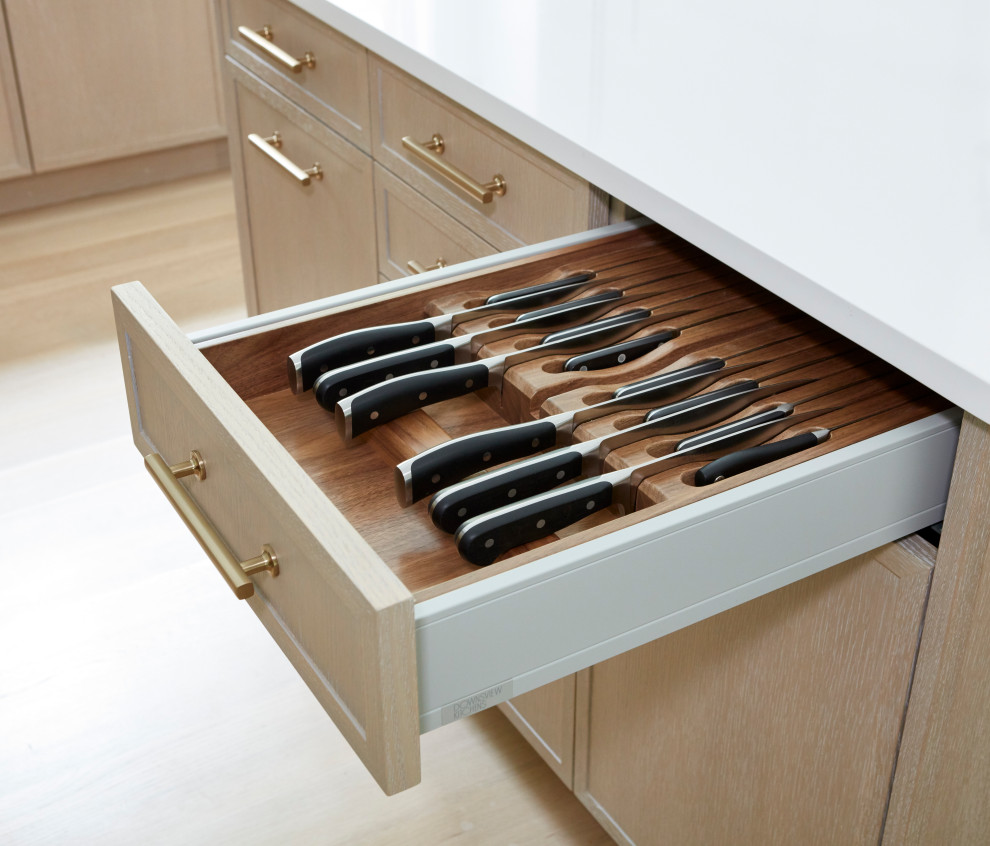 DARIEN CT - Gold Standard - Kitchen - New York - by DEANE Inc ...