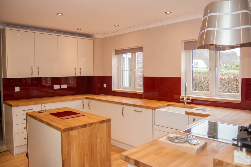 Dark Red Glass Kitchen Splashback By Creoglass Design Kitchen Hertfordshire By Creoglass