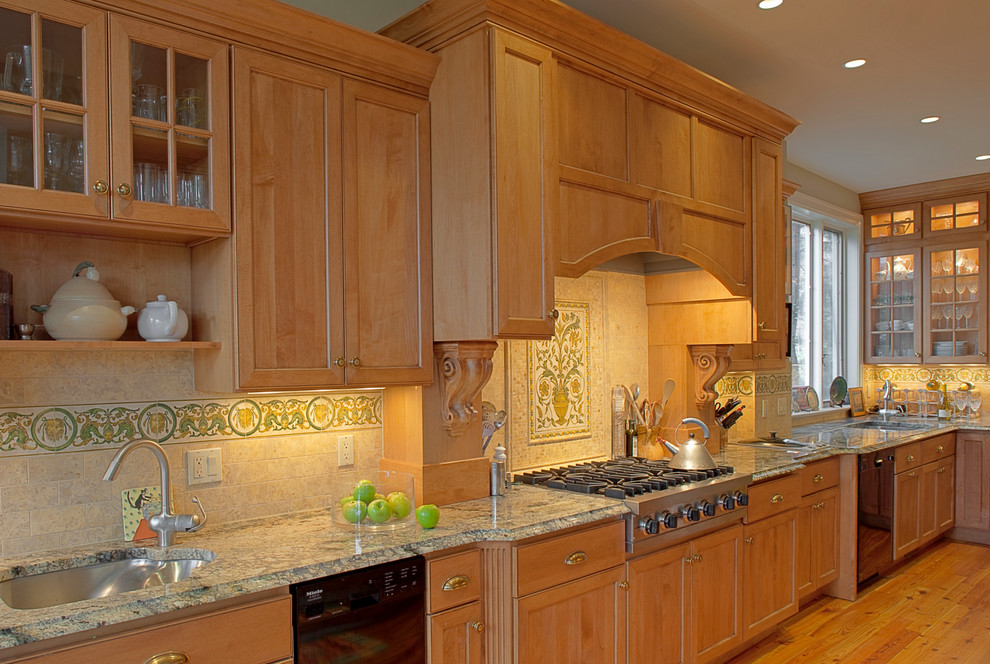 DC Kitchen - Traditional - Kitchen - DC Metro - by David Vogt - Case ...