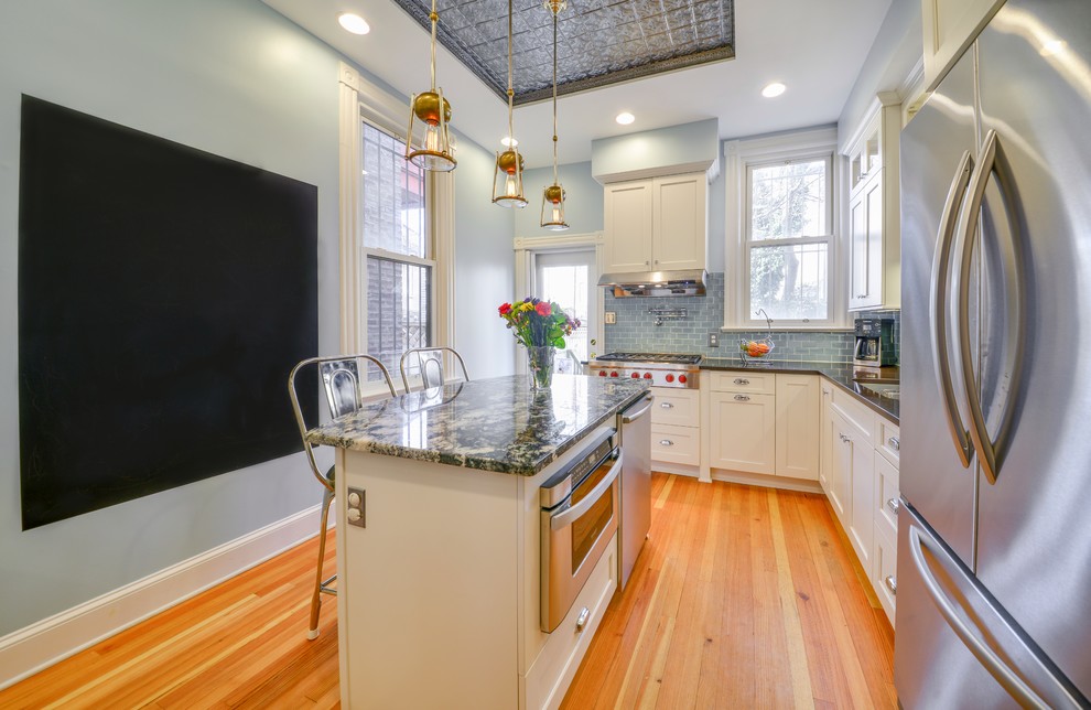 DC Rowhouse Classic Kitchen - Traditional - Kitchen - DC Metro - by ...