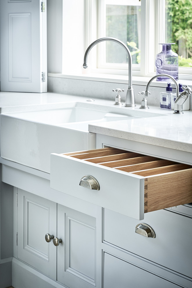 Delicate and Dainty - Clean and Crisp Kitchen - Contemporary - Kitchen ...