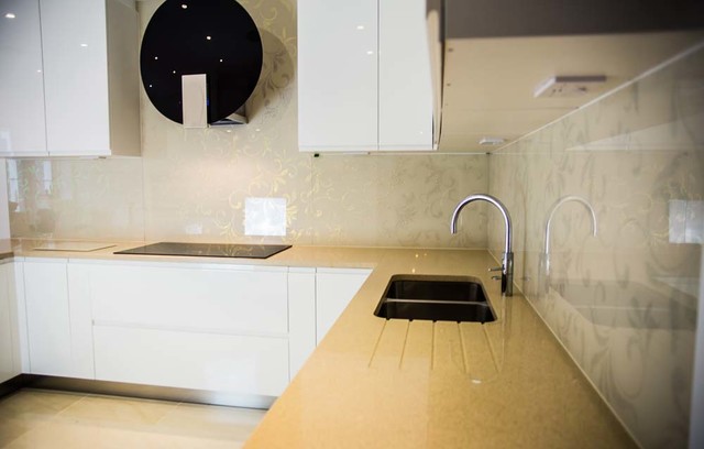 Designer Patterned Kitchen Glass Splashback - Modern - Kitchen - London ...
