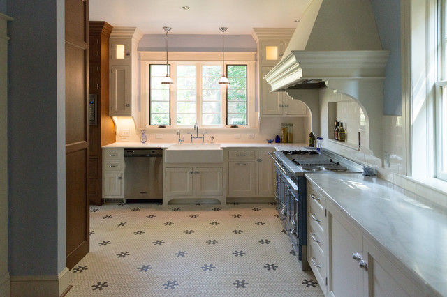 Destroyed by Hippies Restored to 1925 origins - Estilo Craftsman ...