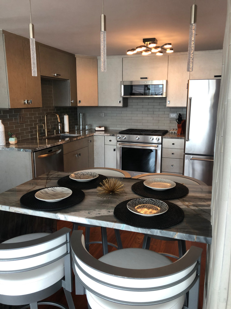 Detroit Show Piece - Midcentury - Kitchen - Detroit - by Linden Kitchen and Bath | Houzz