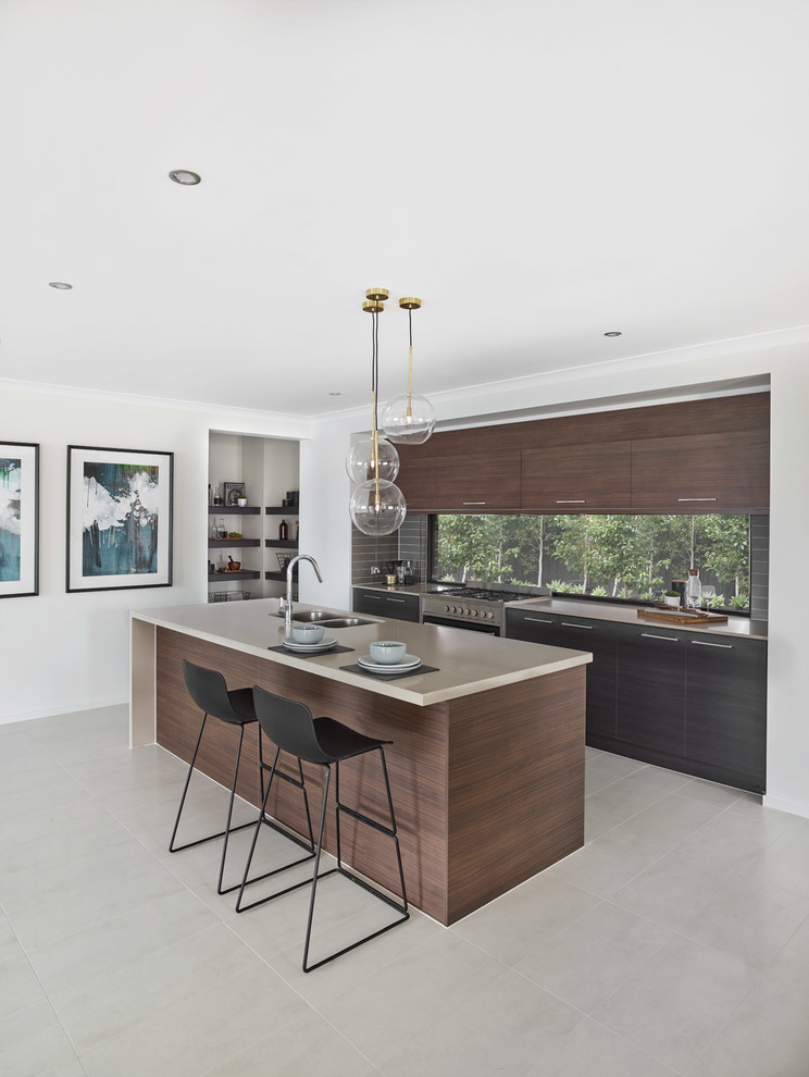 Display Home: Duxton 39 - Kitchen - Melbourne - by Metricon | Houzz