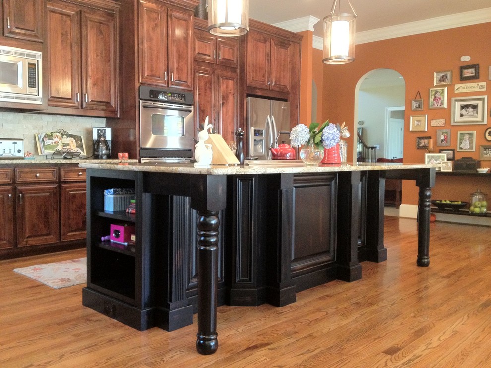 Distressed Island - Traditional - Kitchen - Atlanta - by Level Team ...