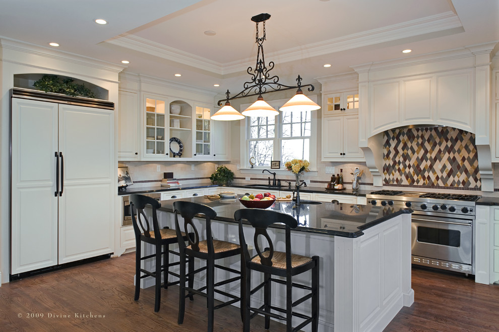 Divine Kitchens LLC - Traditional - Kitchen - Boston - by Divine Design ...