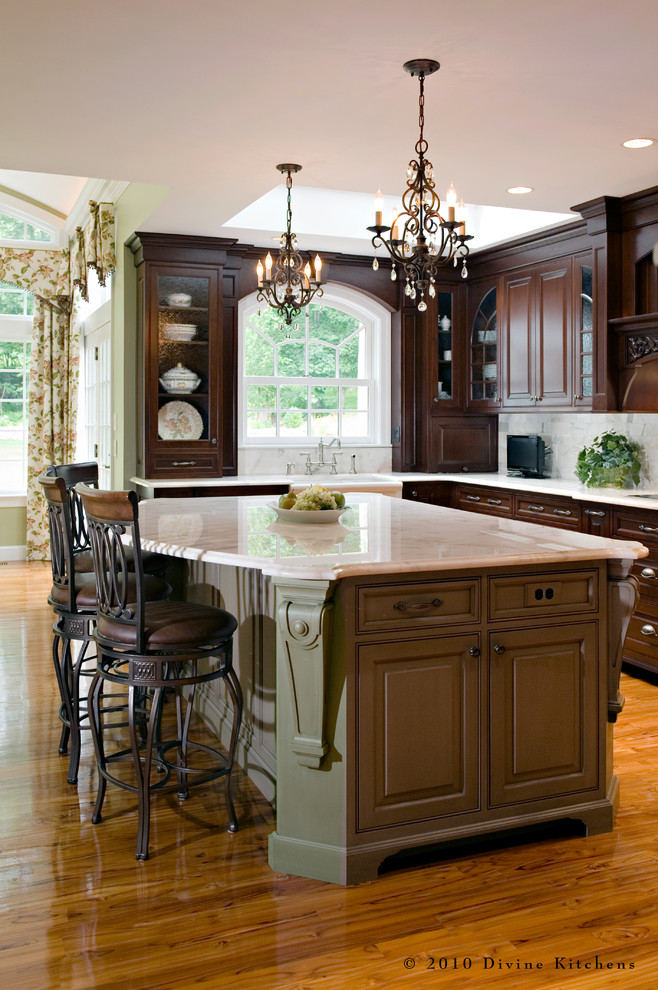Divine Kitchens LLC - Traditional - Kitchen - Boston - by Divine Design ...