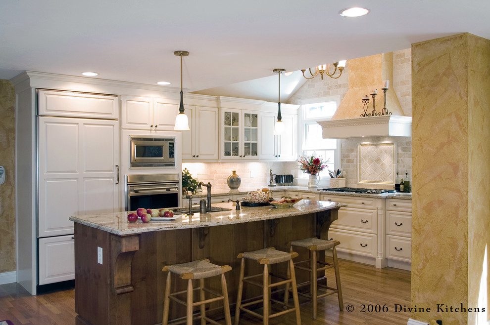 Divine Kitchens LLC - Traditional - Kitchen - Boston - by Divine Design ...