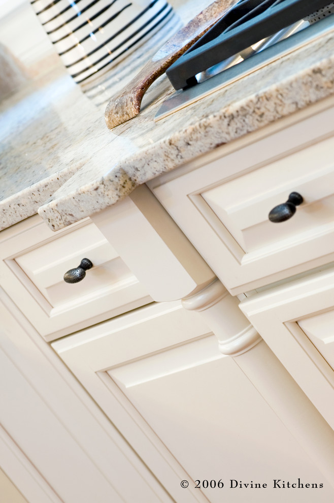 Divine Kitchens LLC - Traditional - Kitchen - Boston - by Divine Design ...