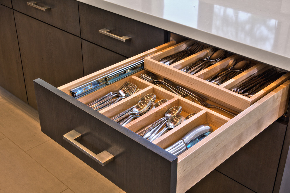 Double tiered cutlery divider for maximum drawer storage ...