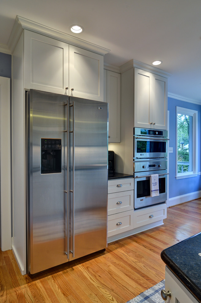 Downtown Atlanta Kitchen - Traditional - Kitchen - Atlanta - by ...