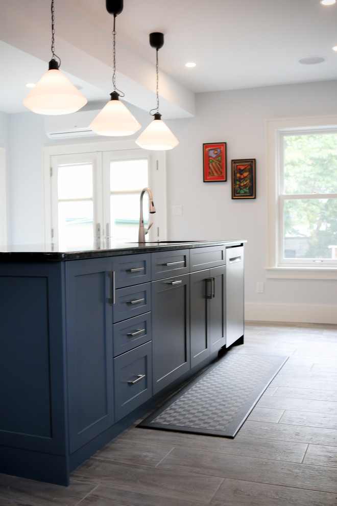Downtown Kitchen Design - Contemporary - Kitchen - Toronto - by First ...