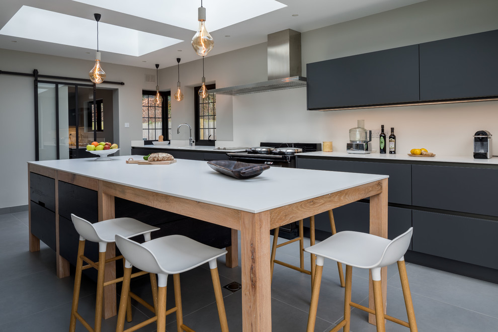 Dramatic Black Kitchen - Contemporary - Kitchen - Surrey - by ...