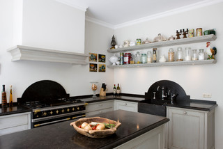 Dutch Kitchens - Traditional - Kitchen - New York - by LEICHT New York ...