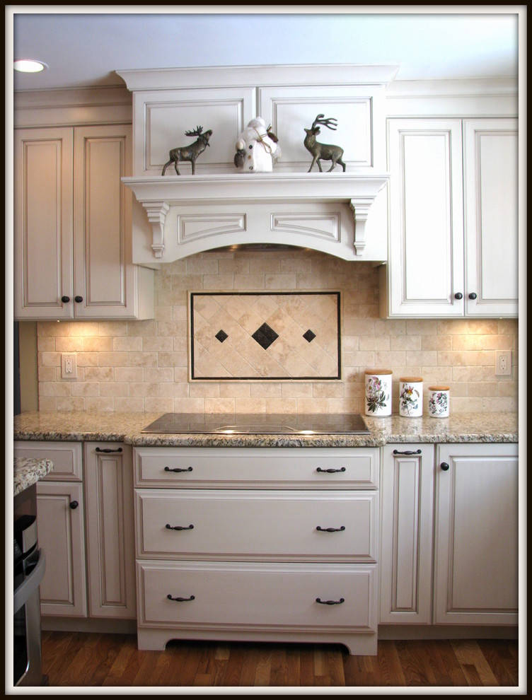 Dynasty | Omega Kitchen - Traditional - Kitchen - Providence - by ...