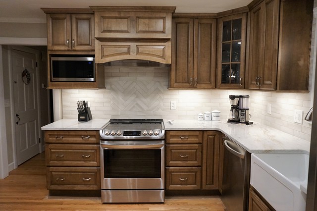 Eagle Rock Traditional Kitchen, Design with Cabinet Gallery - Classico ...