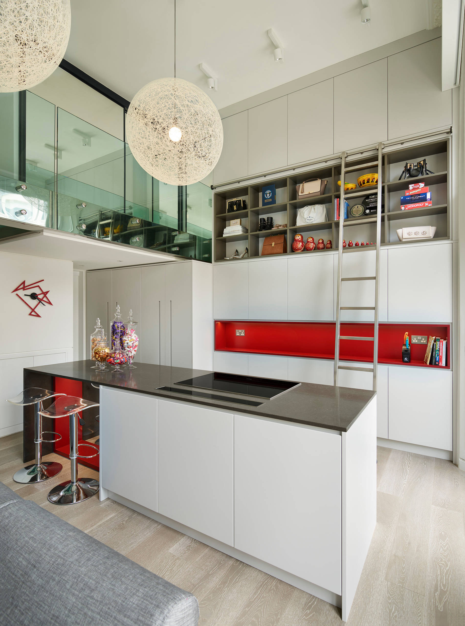 Houzz Tour: A Small Studio Apartment Gets a Mezzanine Bedroom