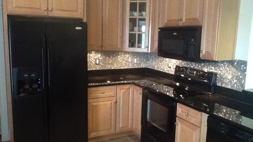 Eden Mosaic Tile Installations: Penny Round Pattern Mosaic Stainless ...