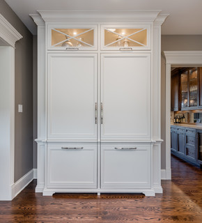 ELEGANT LIVING - Traditional - Kitchen - Chicago - by Coyle ...