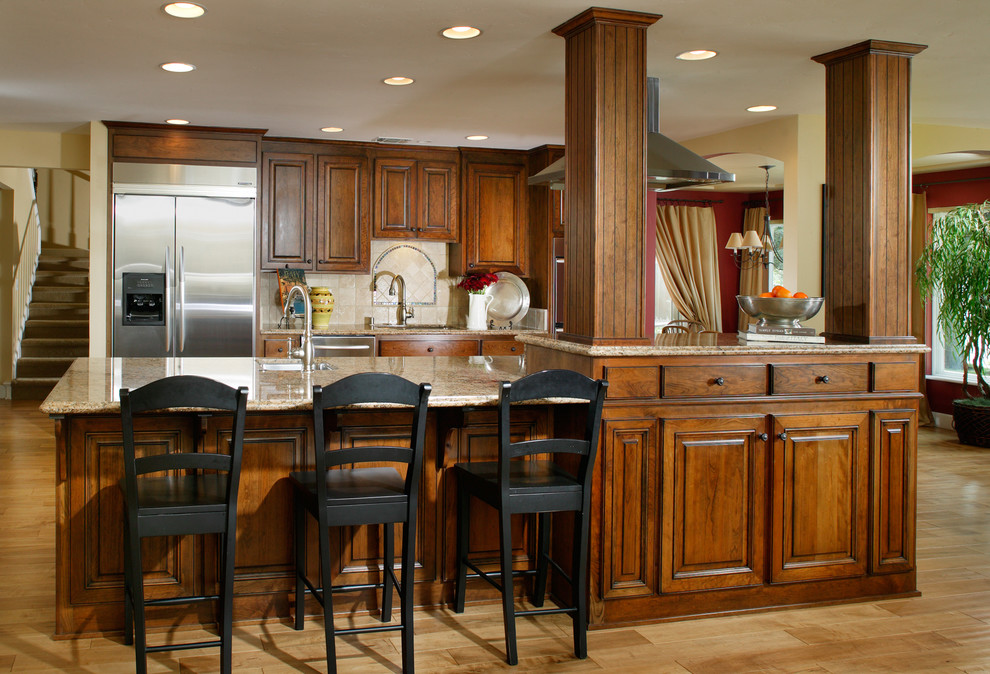 Traditional Kitchen & Bar - Traditional - Kitchen - Sacramento - by ...